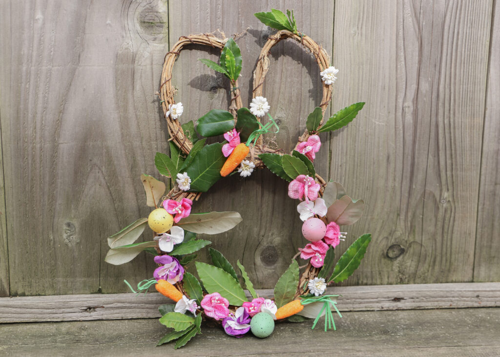 BRING NATURE HOME WITH PAIGNTON ZOO'S CREATIVE EASTER WREATH WORKSHOP • Paignton Zoo